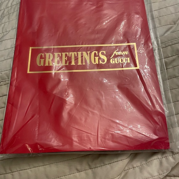 Gucci | Holiday | The Gucci Paper Opens Into A Larger Square Then The ...